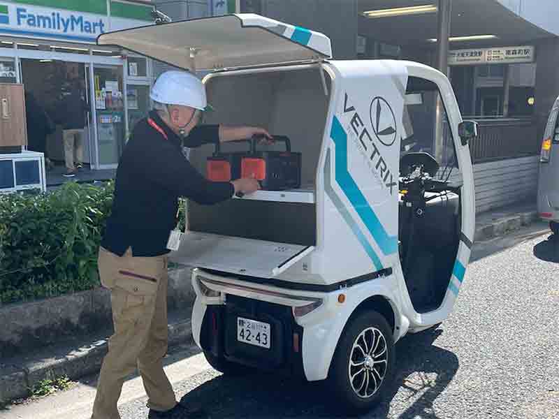 【VECTRIX】大阪市北区の社会実証実験に3輪BEV「I-Cargo」を運搬作業車両として提供｜気になる車・バイクニュース
